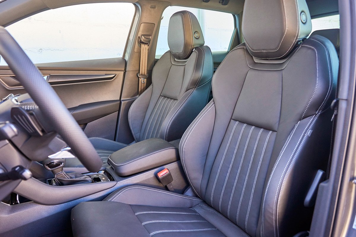 Prueba y opinión Skoda Karoq 2022 precio gama medidas y versión