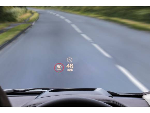 Salón de París: el Evoque estrena Head Up Display y nuevas versiones