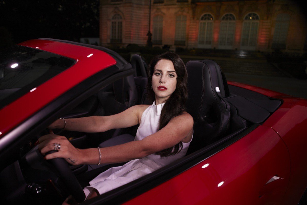 El Jaguar F-Type protagoniza un videoclip de Lana del Rey
