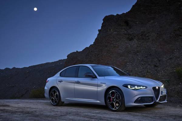 5 razones por las que deberías comprar una berlina antes que un SUV