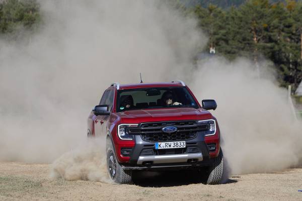 Prueba Ford Ranger Wildtrak: opinión y precios de una pick up multiusos