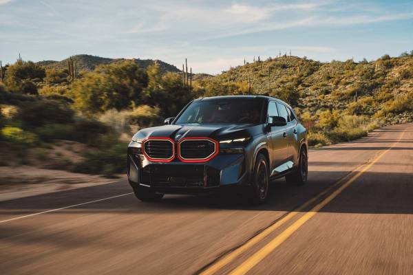 Llega el BMW XM Red Label, el SUV híbrido del los 748 CV con una ...