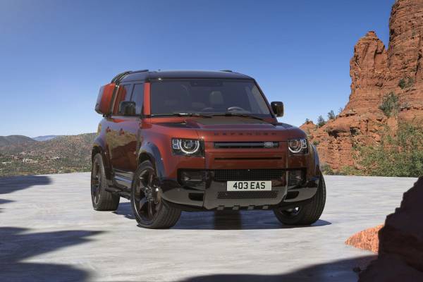 El Land Rover Defender lleva la aventura al lujo con mejoras en toda la ...